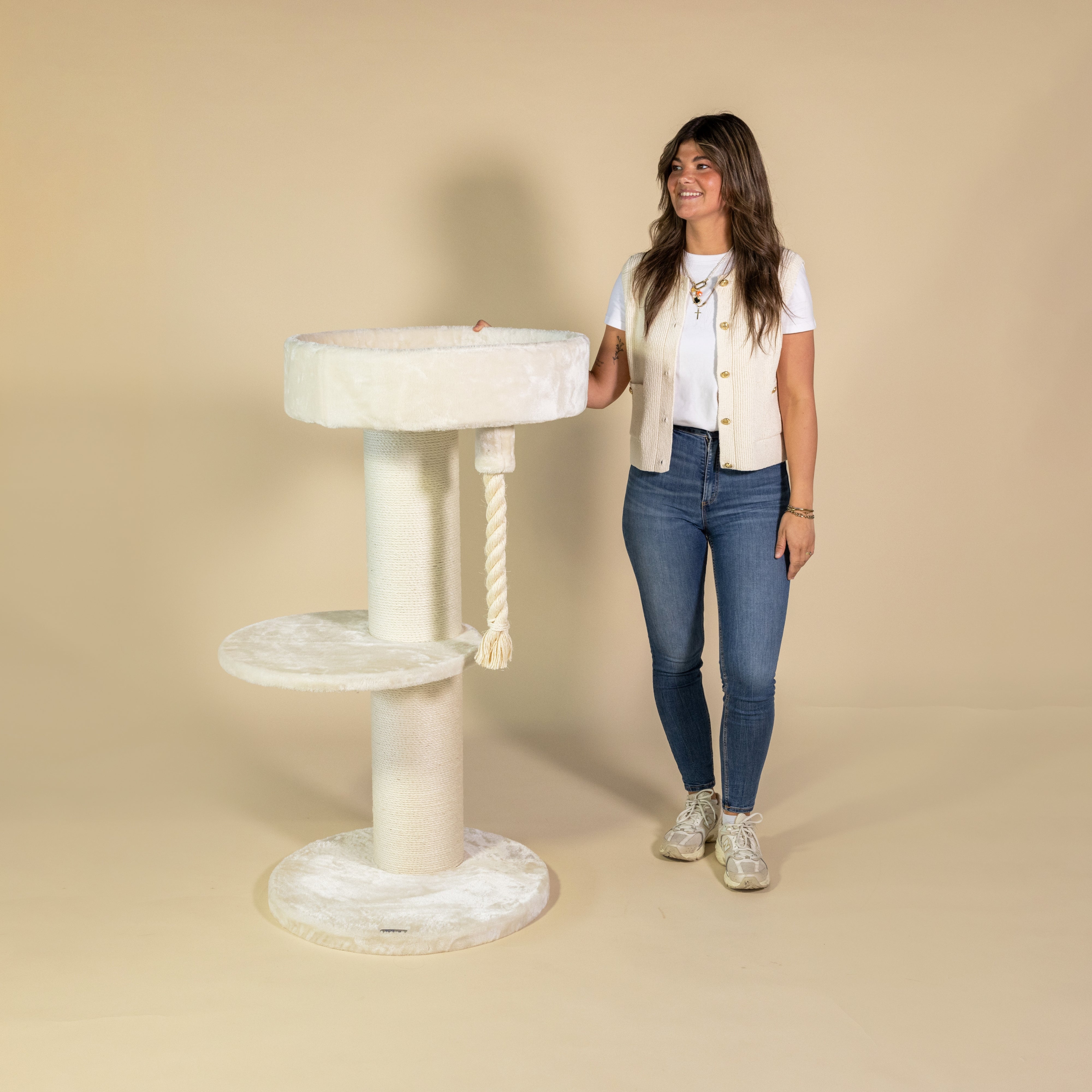 Maine Coon Lounge Sleeper Beige - Cat Tree for big cats RHR Pets