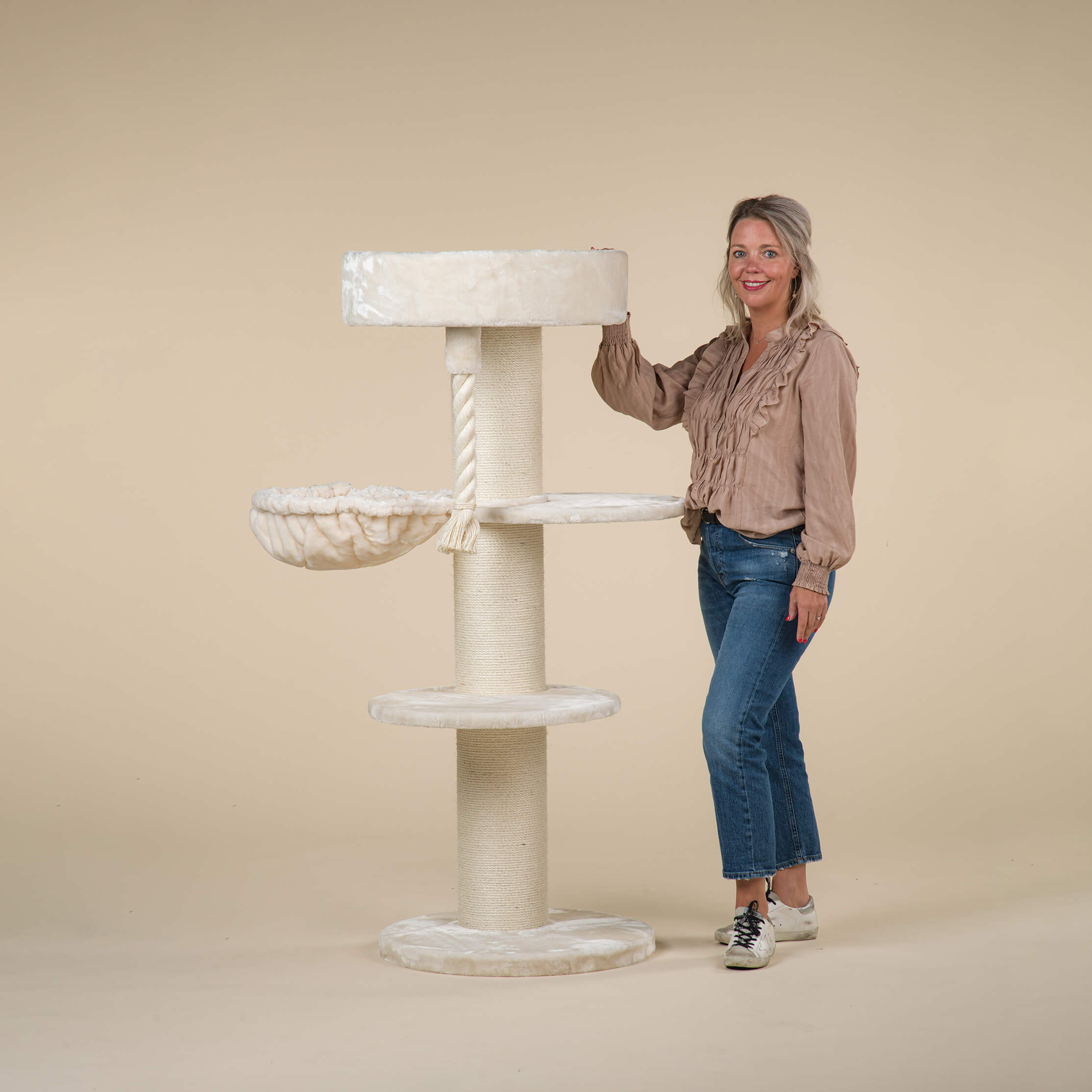 Maine Coon Sleeper Plus Cream - Cat Tree for large cats from RHR Pets