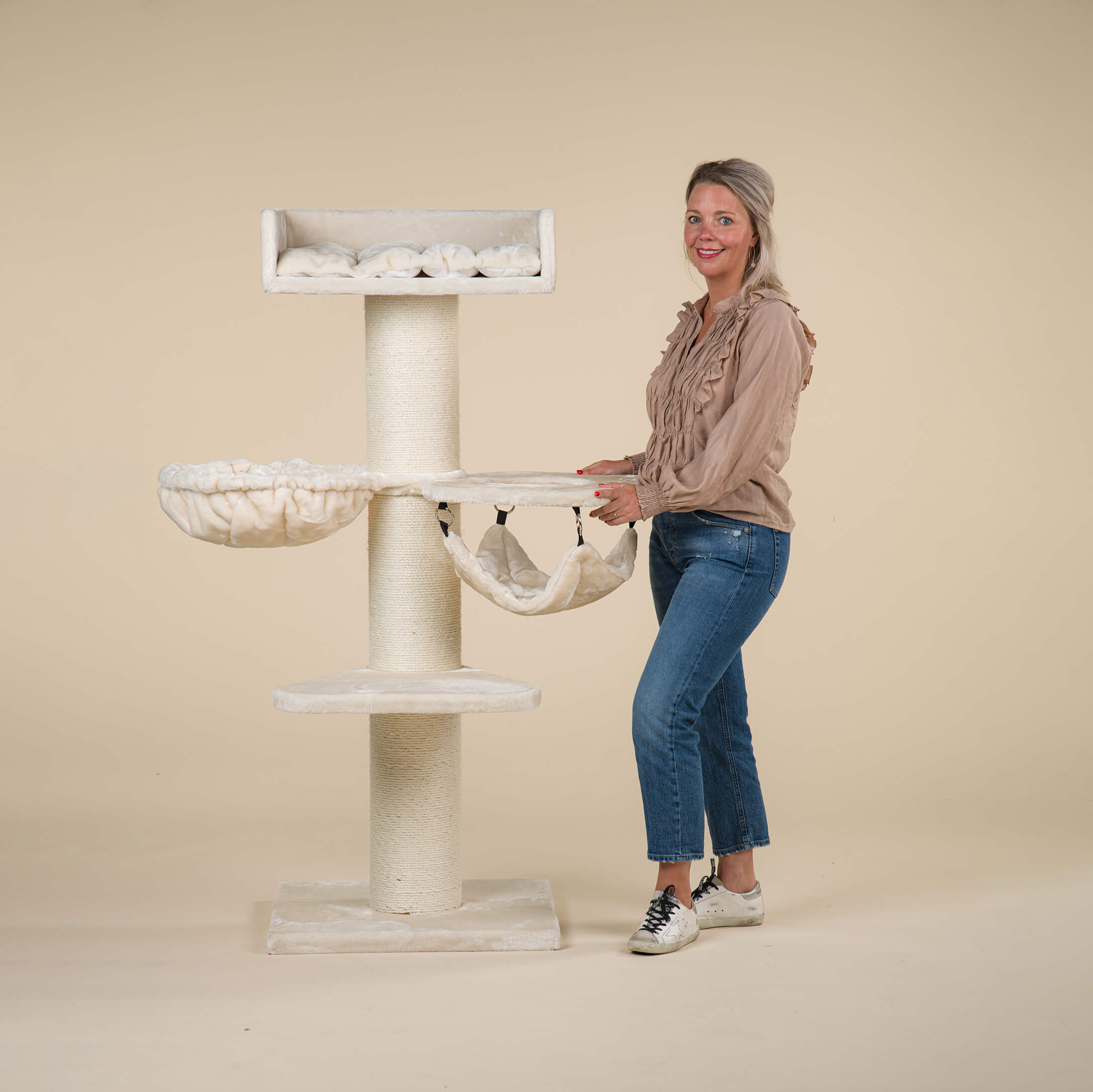 Cat Tree Royalty Crown Plus (Cream)