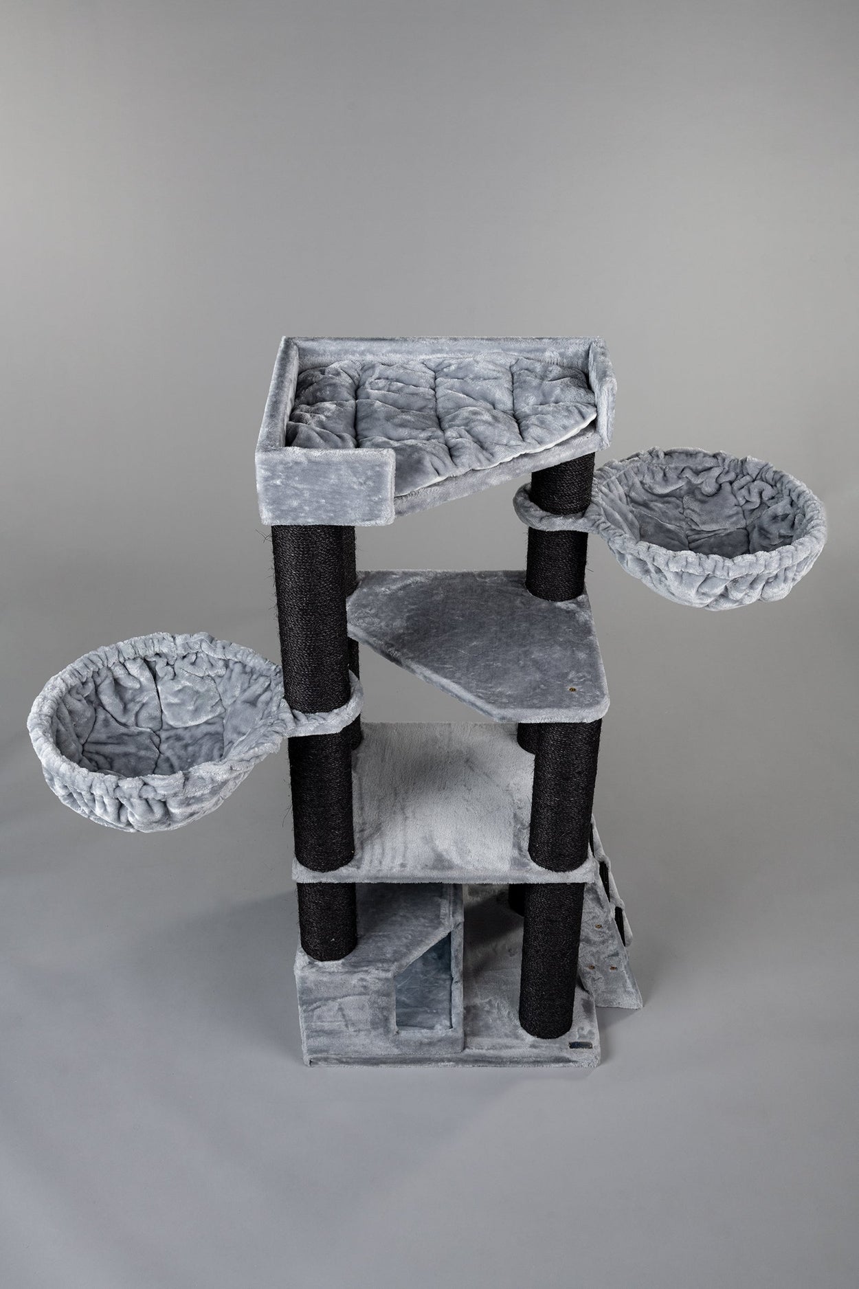Corner Coon Blackline Light Grey - Cat Tree for large cats from RHR Pets