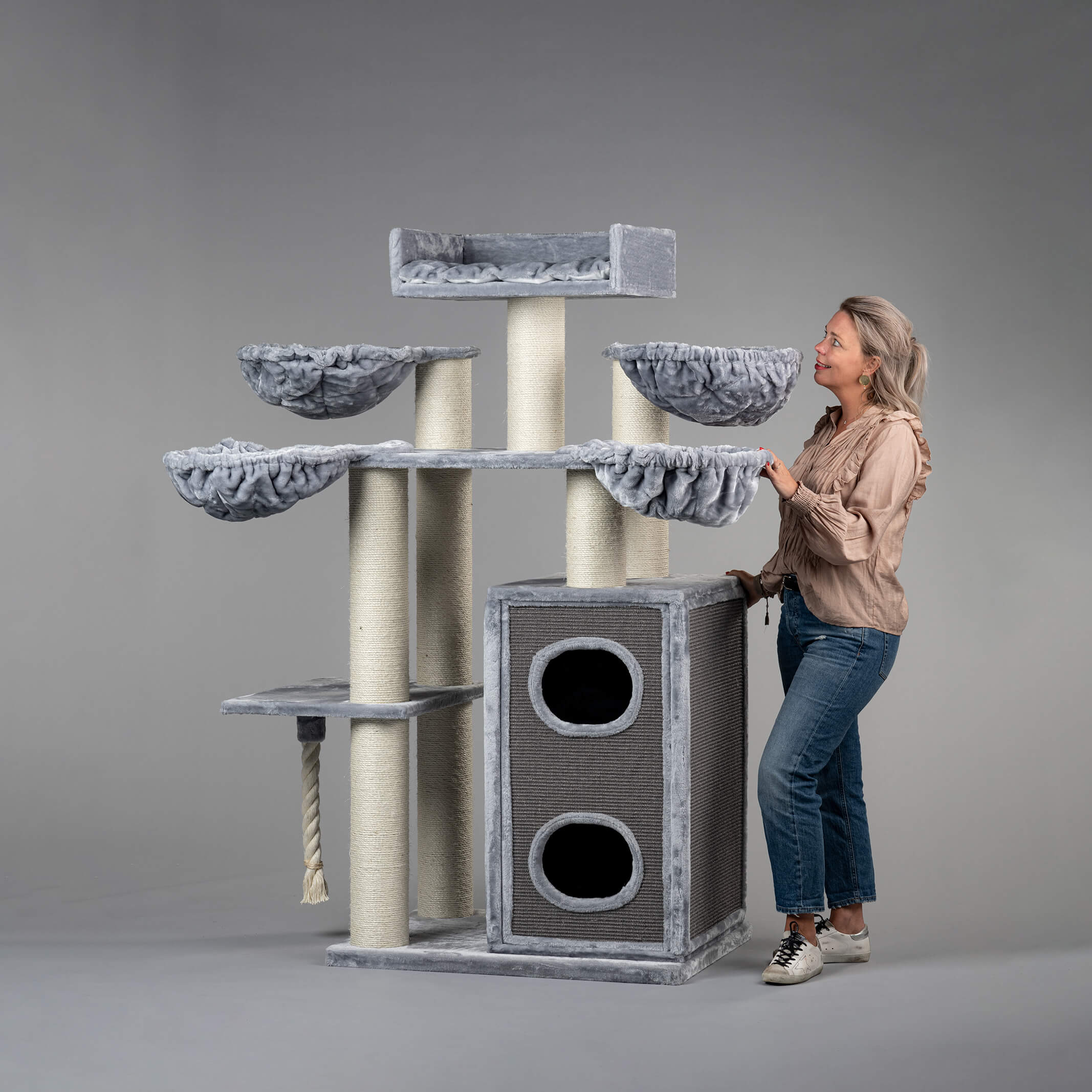 Cat Paradise Plus Light Grey - Cat Tree for large cats from RHR Pets